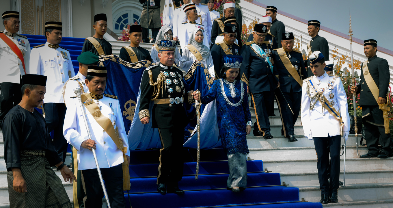 Utama - JOHOR MILITARY FORCE