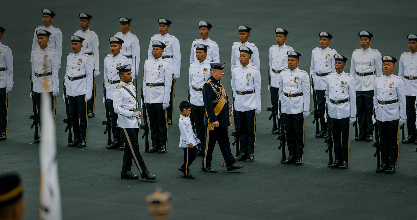 Utama - JOHOR MILITARY FORCE